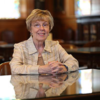 Cyndie Burgess | University Libraries, Museums, and the Press | Baylor ...